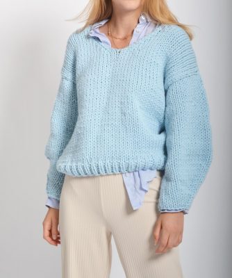 7 Free Knitting Patterns for Women's Jumpers to Download! - Knitting Bee